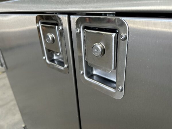 How to Choose the Right Case Cart for your CSSD – Emery Industries